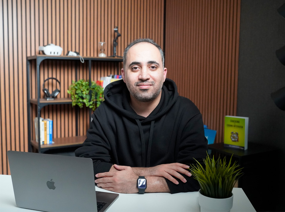 Ali Hesari – Software Engineer and Entrepreneur